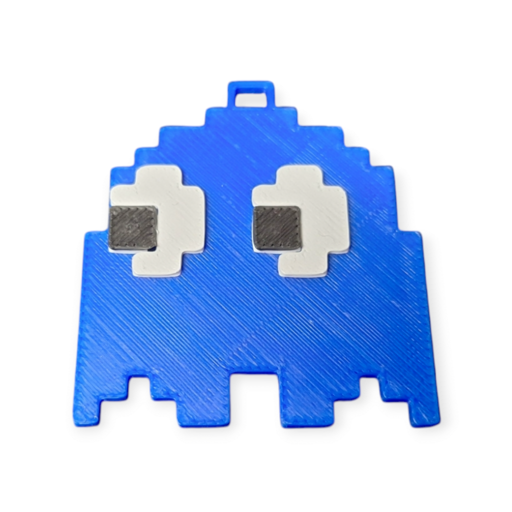 Retro Pixel Ghost Key Ring - Quantum Filament 3D